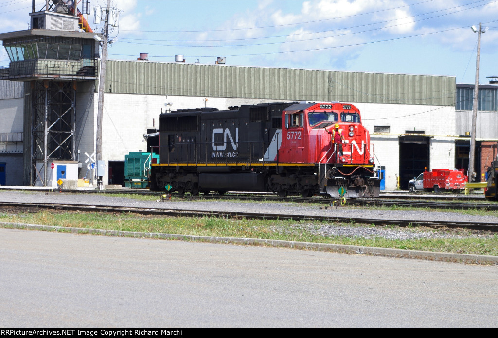 CN 5772